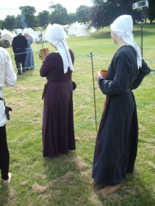 Medieval Peasants’ costume – women – Stitches of Time
